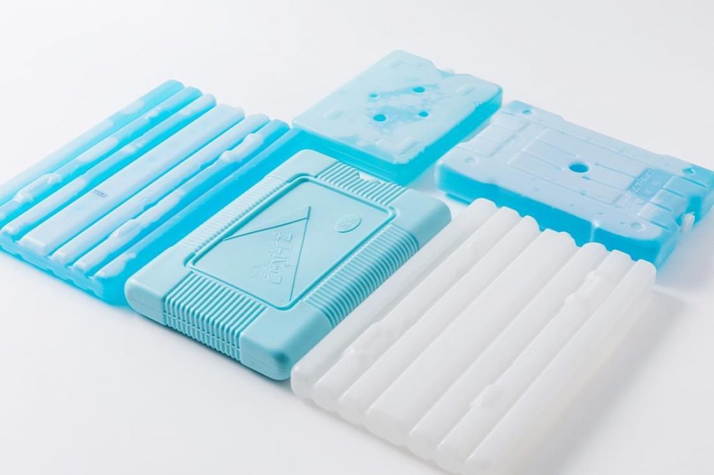 最適な温度管理に必須となる保冷剤の3つの特徴｜お知らせ・コラム｜保冷・保温ボックス.com｜オーダーメイドの業務用保冷ボックスを製造